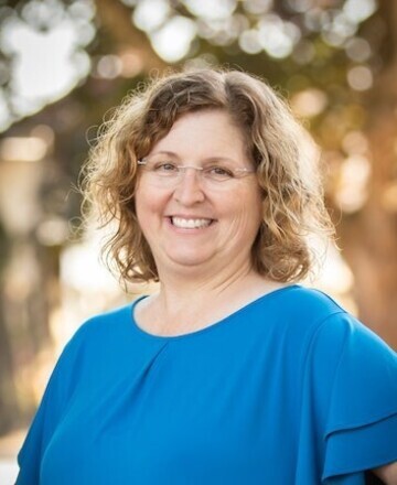 Laura Kerr at Kelley Insurance in Everson, WA
