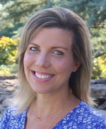 Nicole Cox at Clayton Hanley Insurance