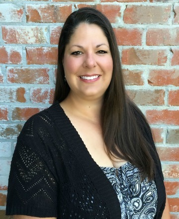 Dawn Gann at Community Financial Insurance Center